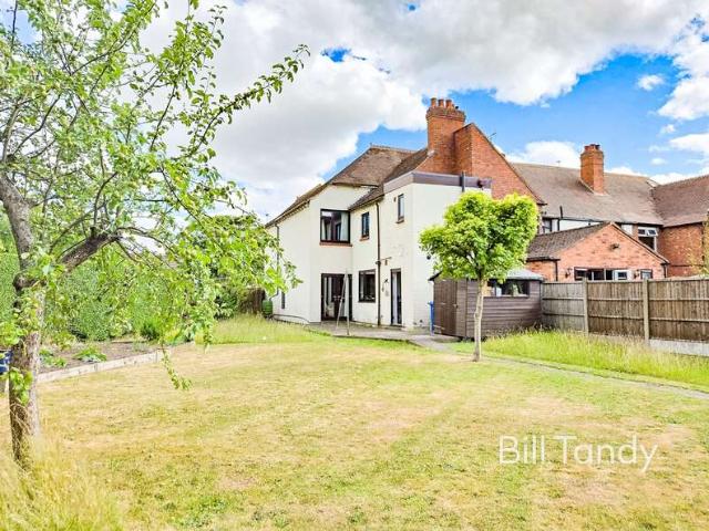 3 Bedroom End Of Terrace House