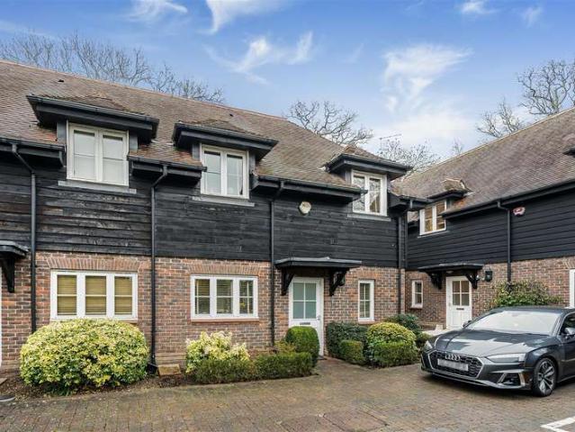 3 Bedroom End Of Terrace House