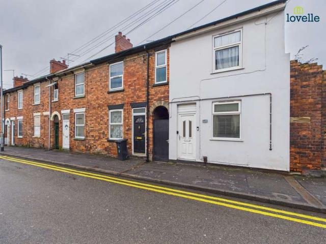 3 Bedroom End Of Terrace House
