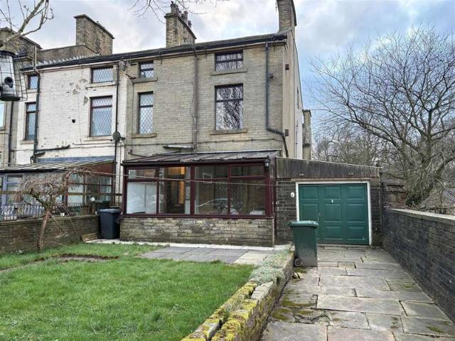 3 Bedroom End Of Terrace House
