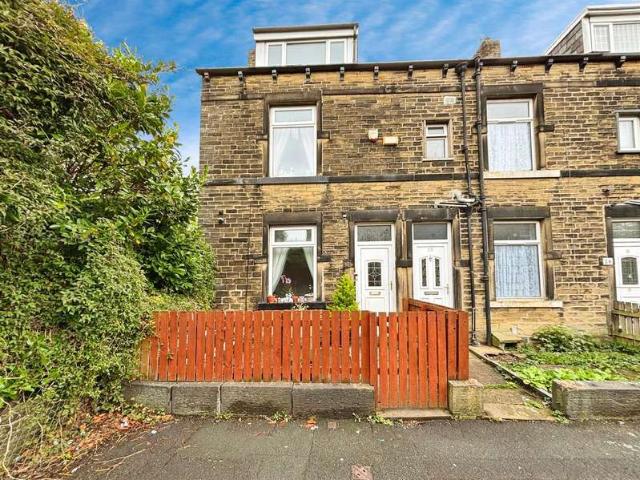 3 Bedroom End Of Terrace House
