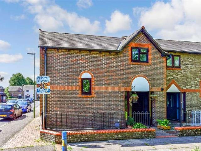 3 Bedroom End Of Terrace House
