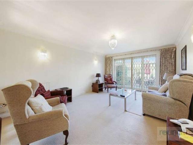 3 Bedroom End Of Terrace House