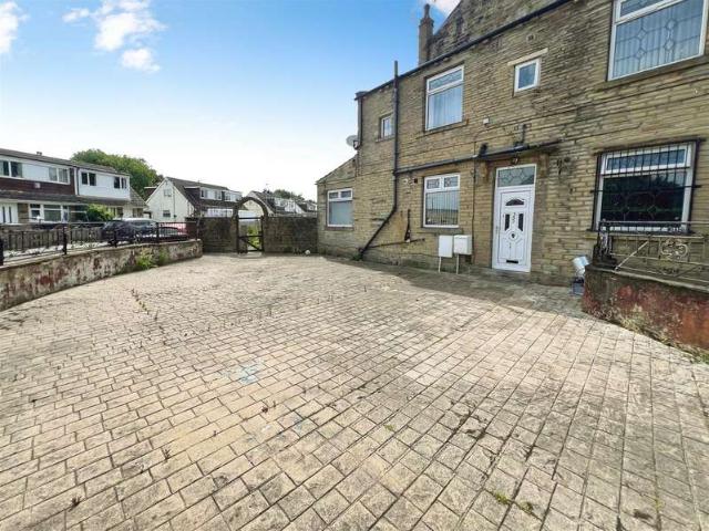 3 Bedroom End Of Terrace House