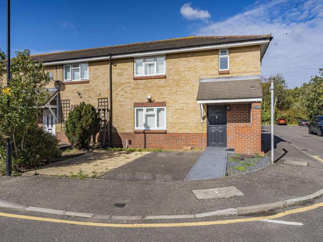 3 Bedroom End Of Terrace House