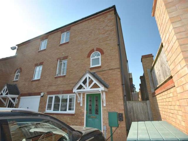 3 Bedroom End Of Terrace House