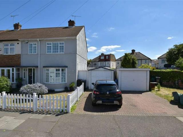 3 Bedroom End Of Terrace House