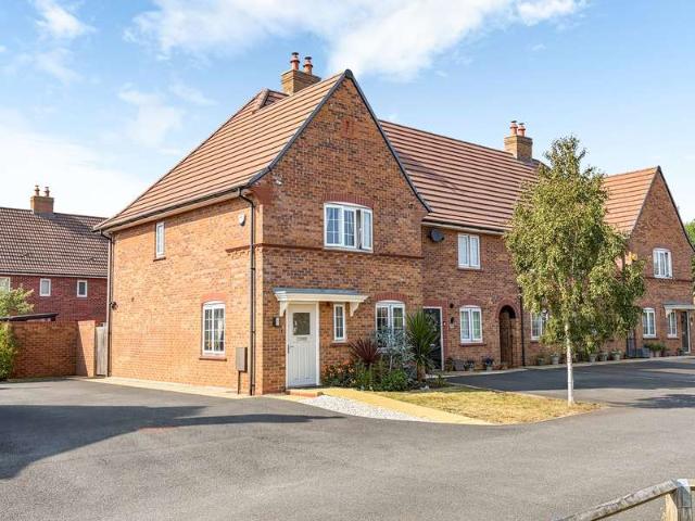 3 Bedroom End Of Terrace House