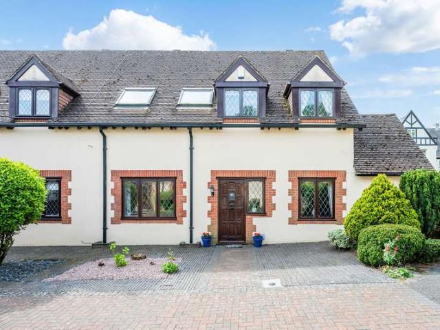 3 Bedroom End Of Terrace House