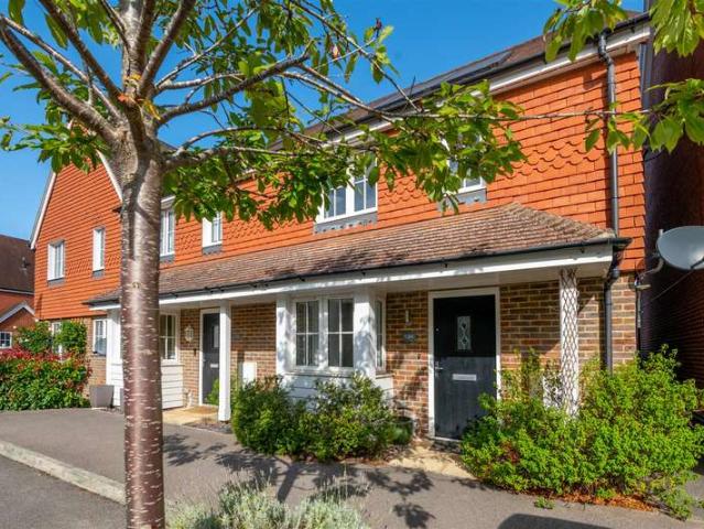 3 Bedroom End Of Terrace House