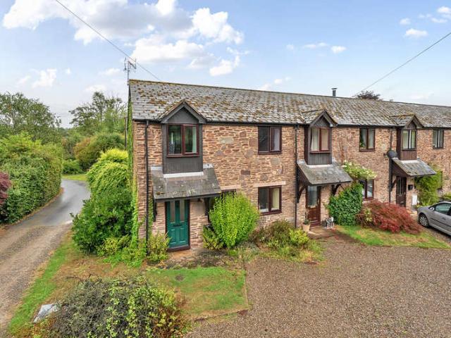 3 Bedroom End Of Terrace House