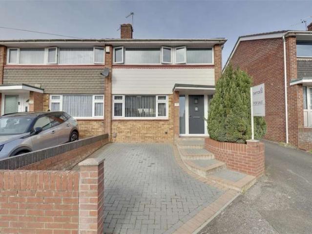 3 Bedroom End Of Terrace House