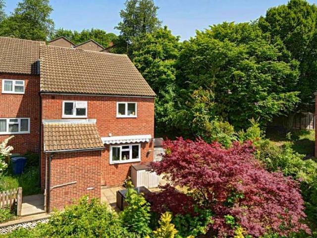 3 Bedroom End Of Terrace House