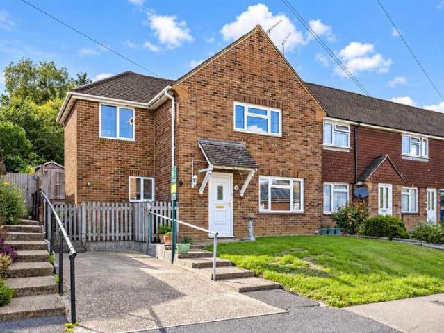 3 Bedroom End Of Terrace House
