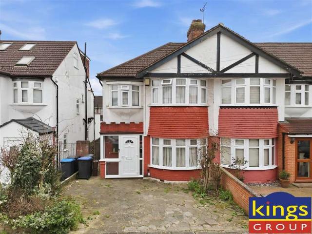 3 Bedroom End Of Terrace House
