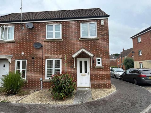 3 Bedroom End Of Terrace House
