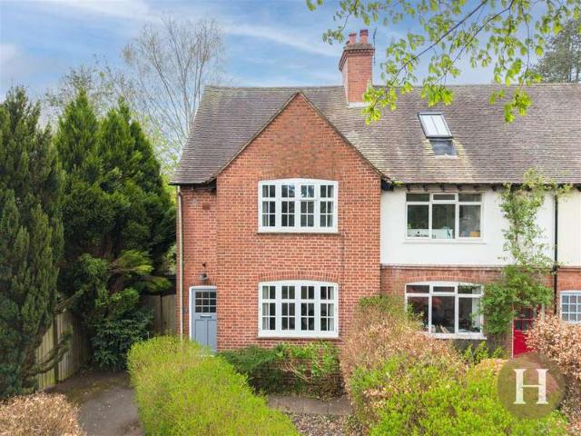 3 Bedroom End Of Terrace House