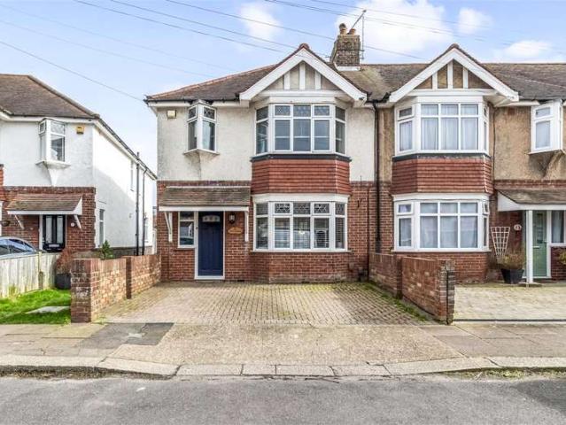 3 Bedroom End Of Terrace House