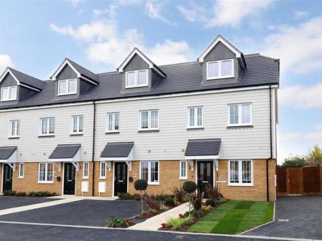 3 Bedroom End Of Terrace House