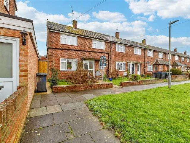3 Bedroom End Of Terrace House