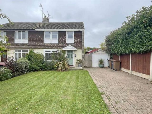 3 Bedroom End Of Terrace House
