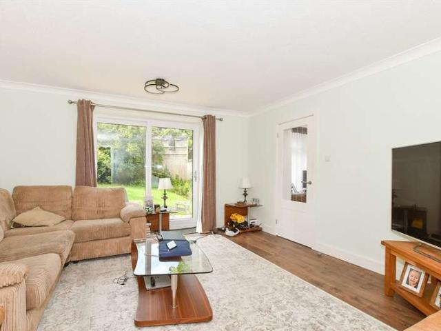 3 Bedroom End Of Terrace House