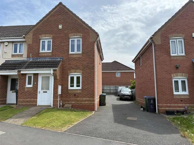 3 Bedroom End Of Terrace House