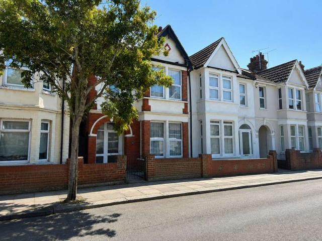 3 Bedroom End Of Terrace House