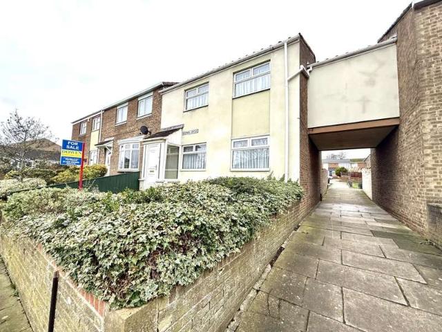 3 Bedroom End Of Terrace House
