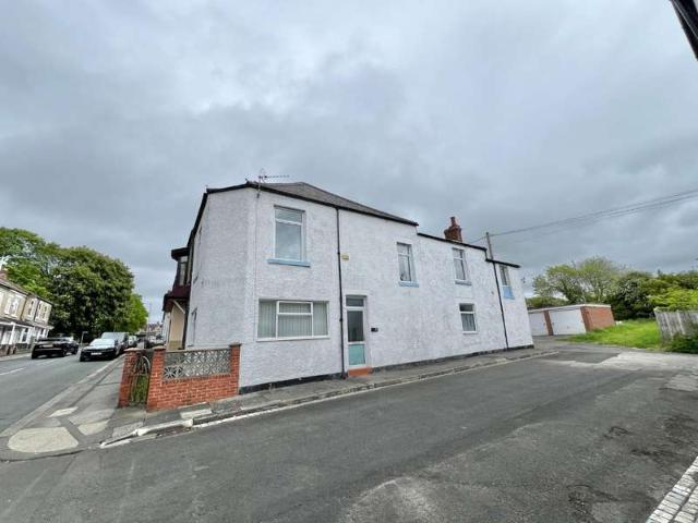 3 Bedroom End Of Terrace House
