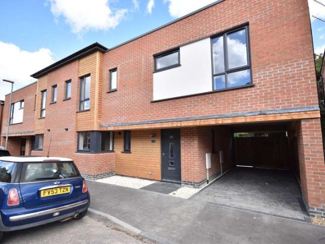 3 Bedroom End Of Terrace House