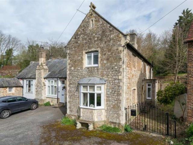 3 Bedroom End Of Terrace House