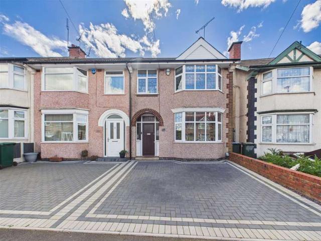 3 Bedroom End Of Terrace House