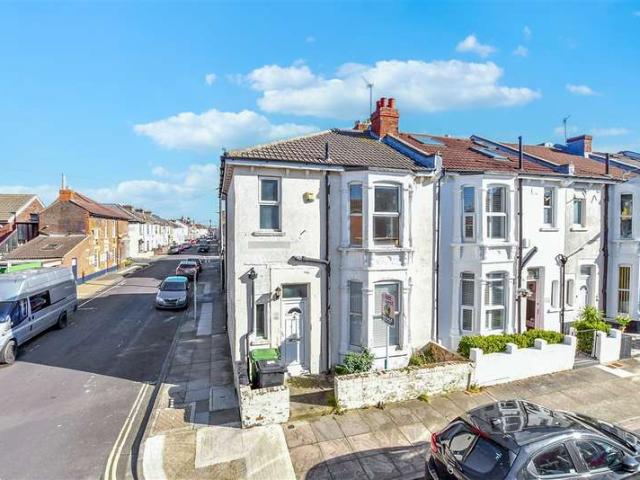 3 Bedroom End Of Terrace House
