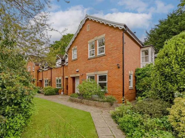 3 Bedroom End Of Terrace House