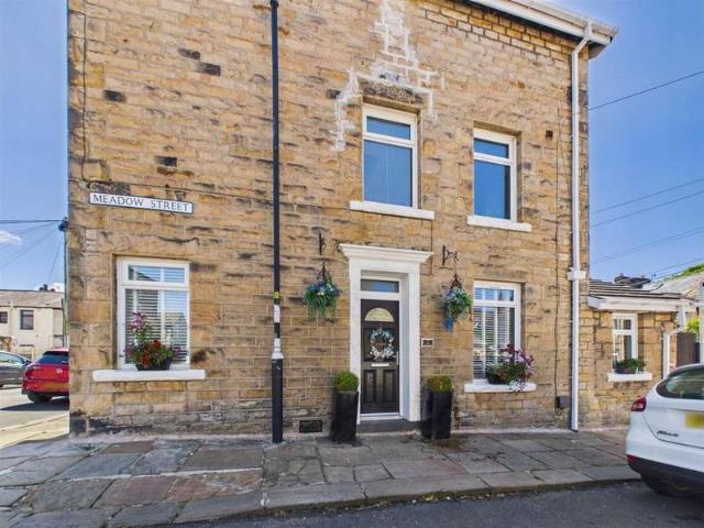 3 Bedroom End Of Terrace House