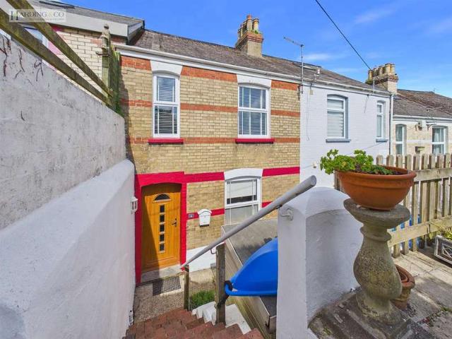 3 Bedroom End Of Terrace House