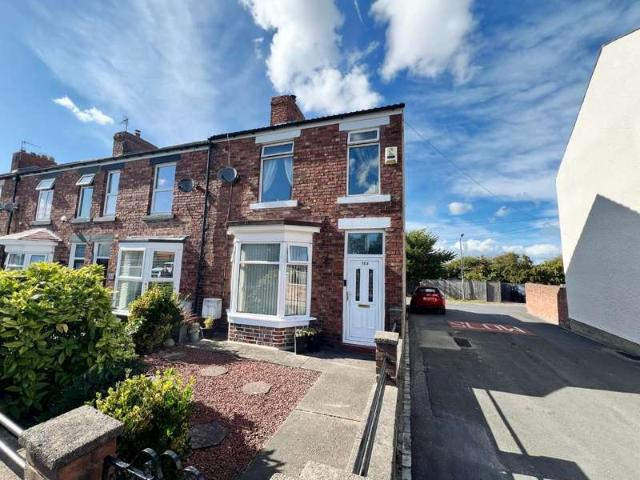3 Bedroom End Of Terrace House