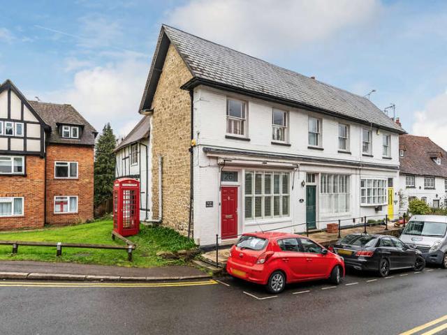 4 Bedroom End Of Terrace House