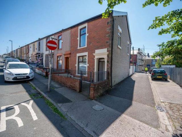 3 Bedroom End Of Terrace House