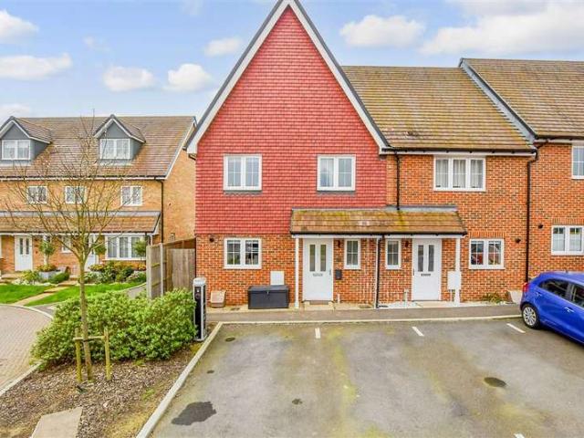 3 Bedroom End Of Terrace House
