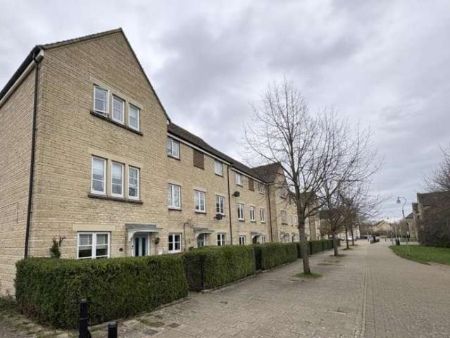 3 Bedroom End Of Terrace House