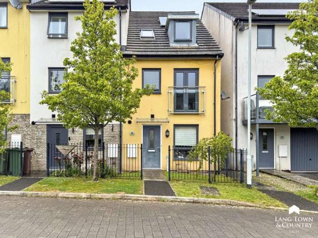 3 Bedroom End Of Terrace House
