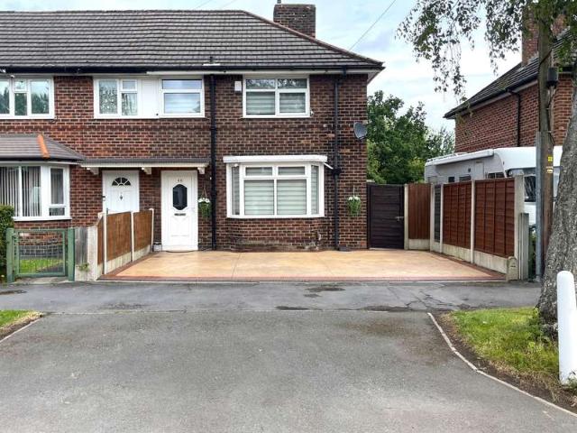 3 Bedroom End Of Terrace House