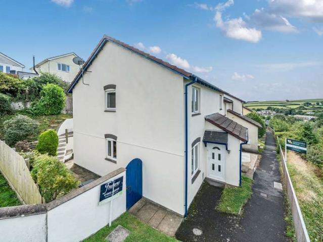 3 Bedroom End Of Terrace House