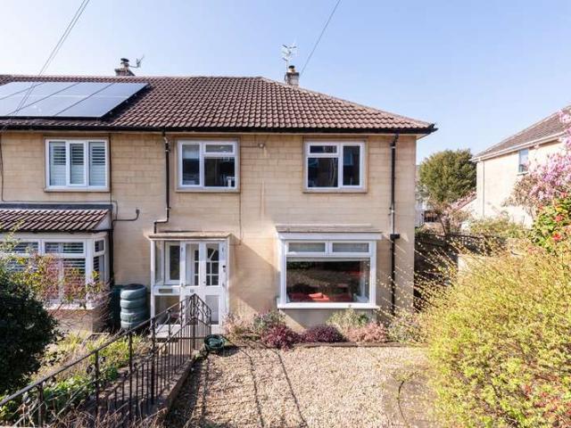 3 Bedroom End Of Terrace House