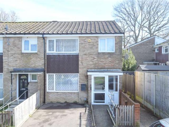3 Bedroom End Of Terrace House