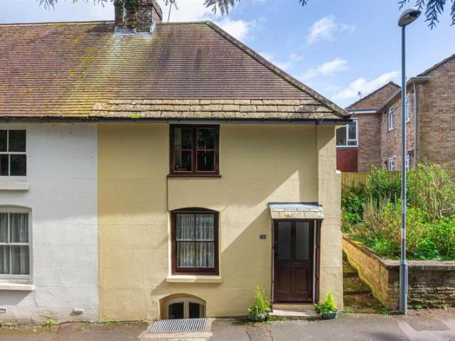 2 Bedroom End Of Terrace House