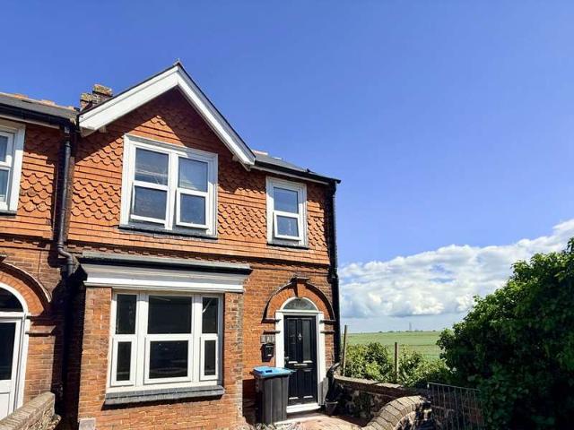 3 Bedroom End Of Terrace House