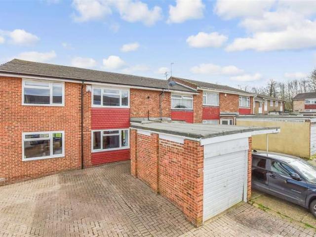 3 Bedroom End Of Terrace House